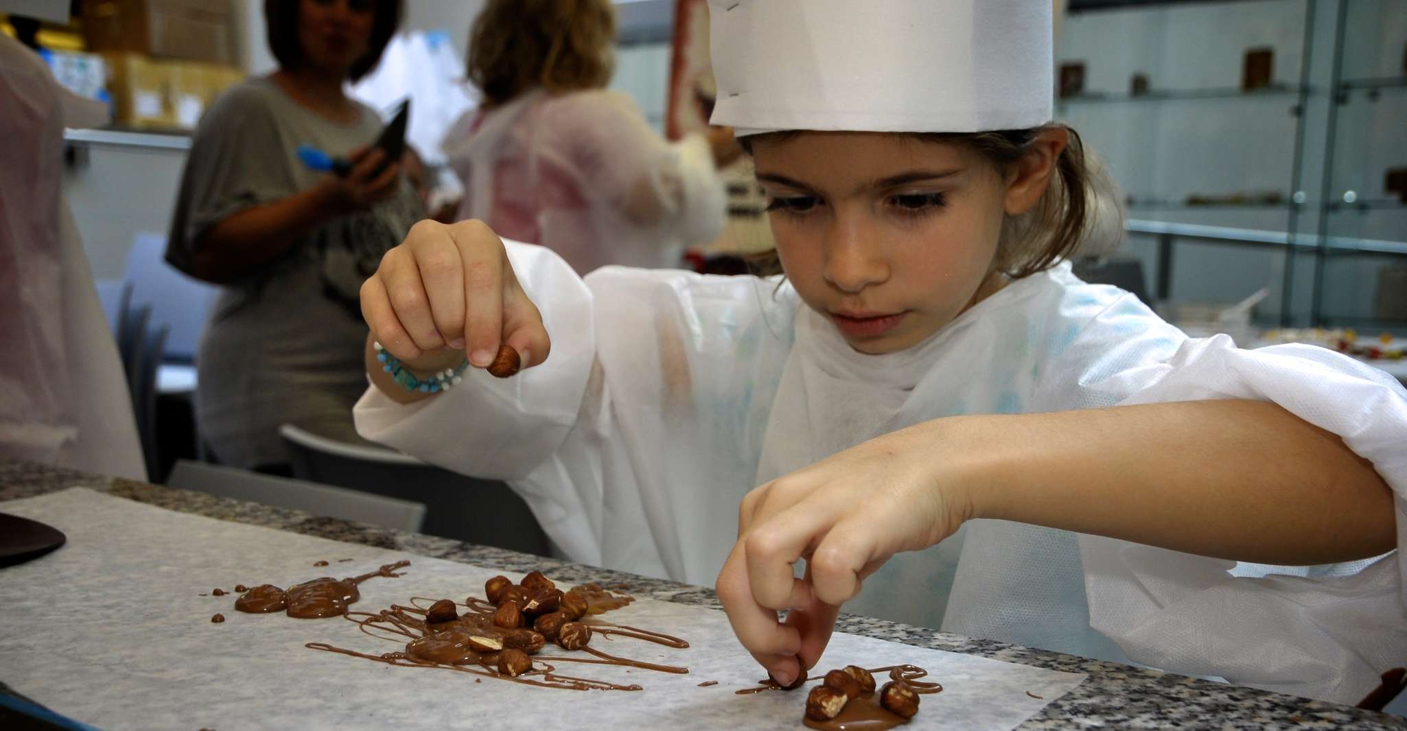 Bruges, Chocolate Making Workshop and Chocolate Museum Entry - SuiteTrails