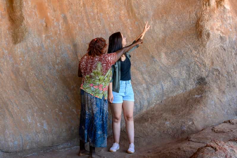 Uluru: Aboriginal Art & Culture Experience | GetYourGuide
