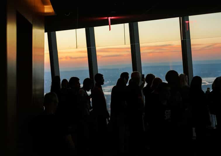 NYC: tour Observatorio One World y World Trade Center | GetYourGuide