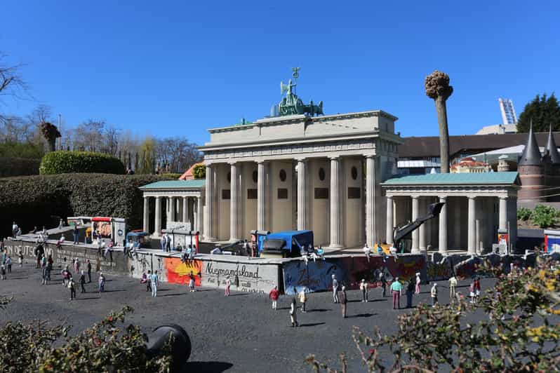 Bruselas: ticket de acceso a Mini-Europe | GetYourGuide