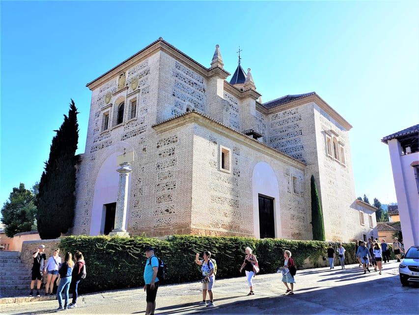 From Málaga: Alhambra and Granada Tour with Entry Ticket | GetYourGuide