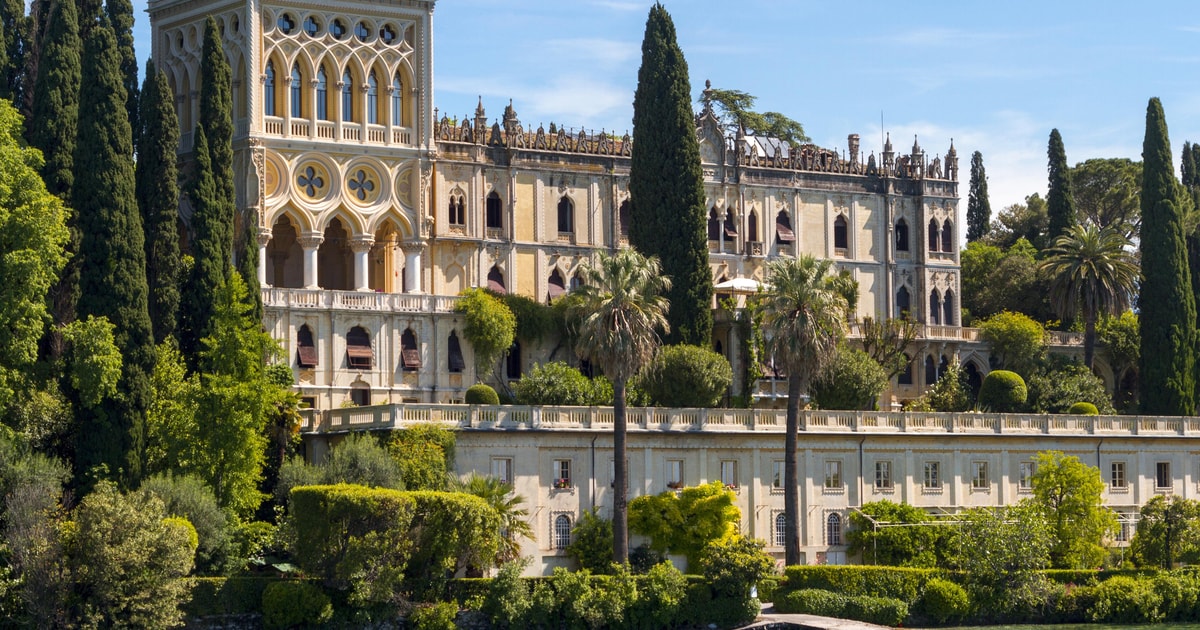 Sirmione: Naturskøn sejltur om eftermiddagen med prosecco og snack ...