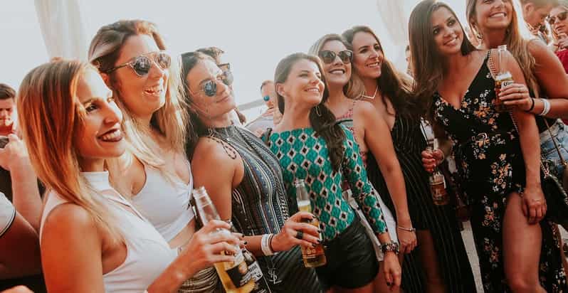 Hvar: Zážitky na celou noc | GetYourGuide