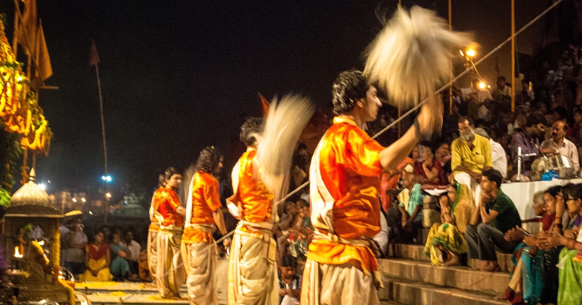 Varanasi: Half-Day City Tour and Evening Aarti (Worship) | GetYourGuide