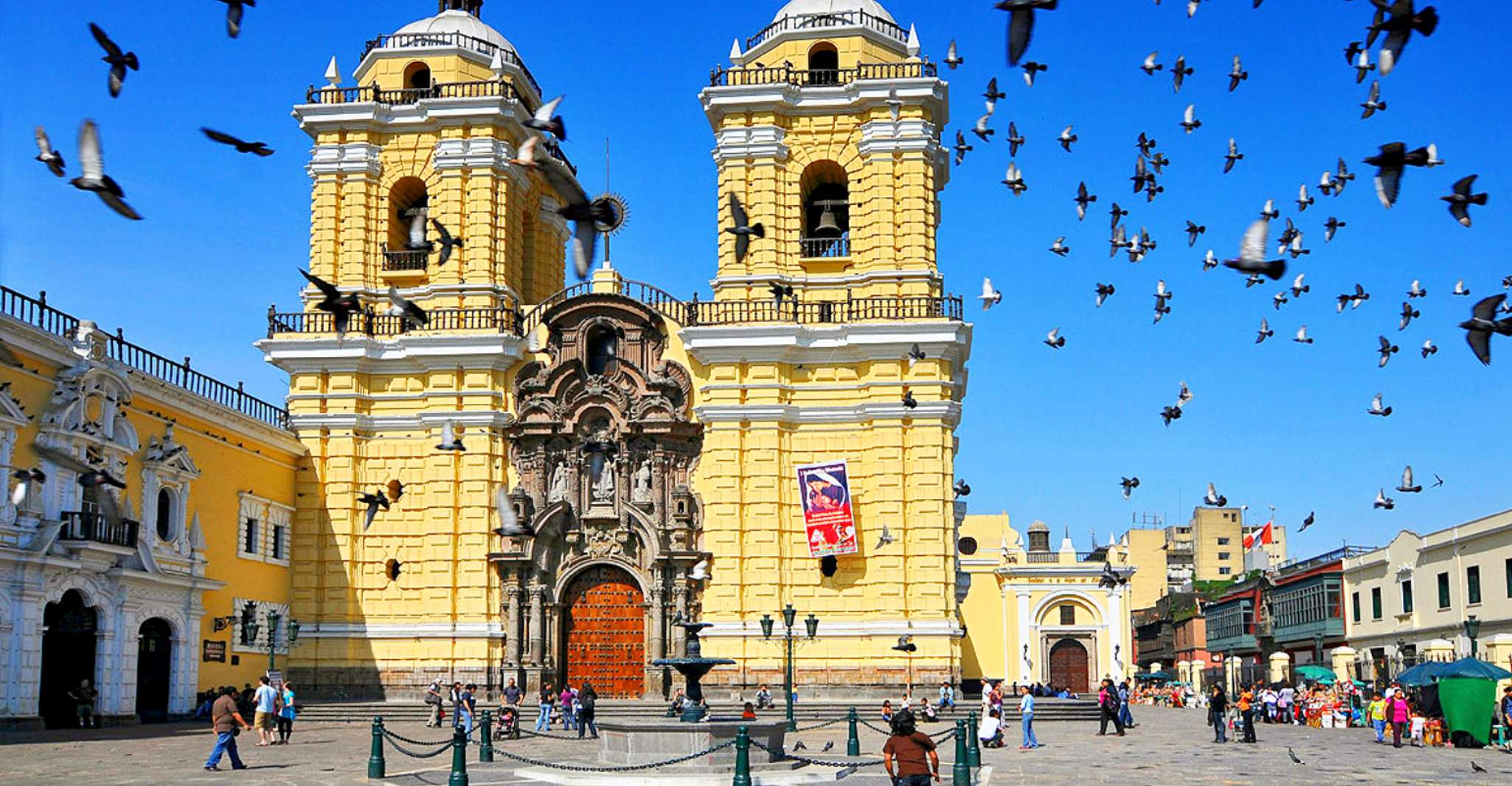 Lima, Colonial City Tour with Catacombs Visit | Guided Tour in Lima