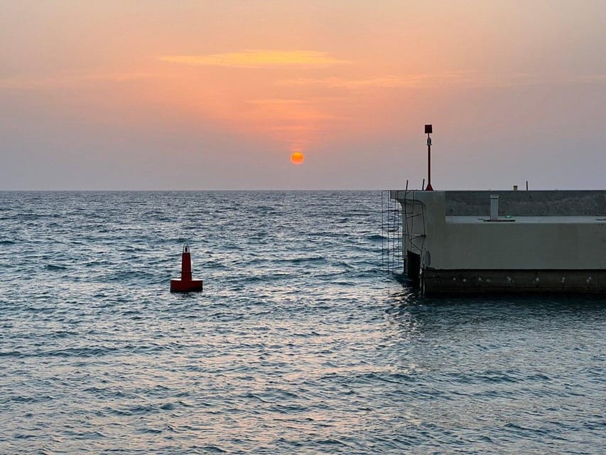 Jeddah: Private City Sightseeing Night Tour with Local Guide | GetYourGuide