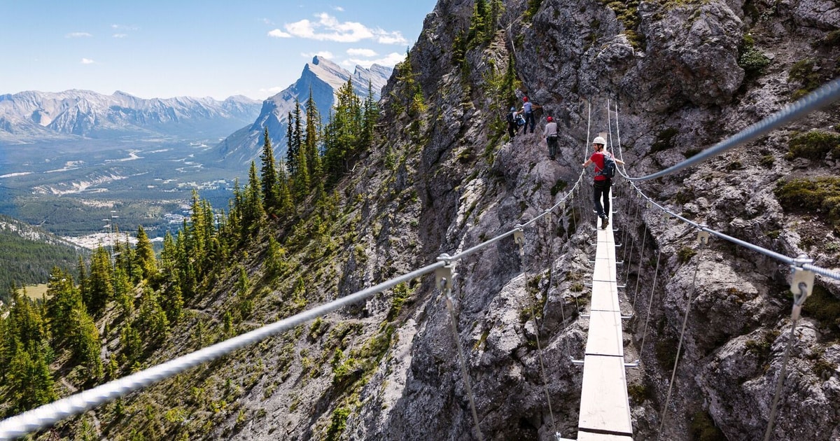 Banff: Mount Norquay 2,5 of 4 uur begeleide Via Ferrata beklimming ...