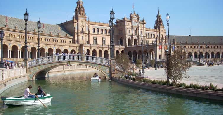 Din Malaga: Excursie ghidată de o zi la Sevilla | GetYourGuide
