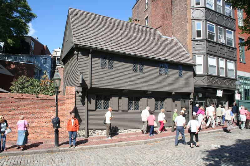 Boston's Official Freedom Trail North End Walking Tour | GetYourGuide
