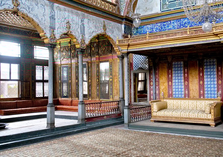 Estambul: Visita a Topkapi y el Harén con ticket de entrada sin colas ...