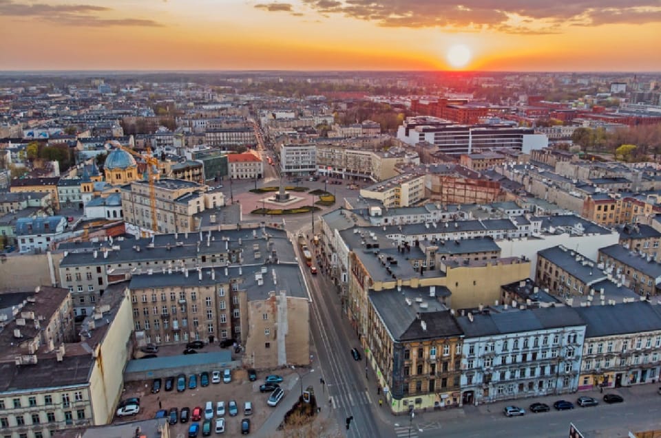 Lodz: Excursión de un día desde Varsovia en coche privado | GetYourGuide