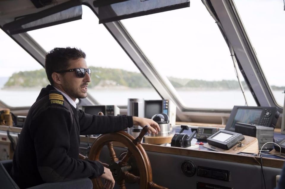 Berthier-sur-Mer: Razorbill Penguin Observation Cruise | GetYourGuide