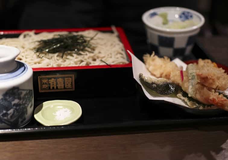 Kioto: Comida informal por la noche en Pontocho | GetYourGuide