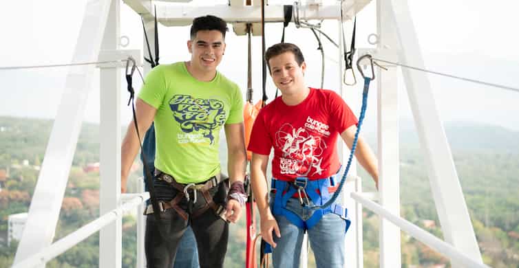 Santiago: bungeejumpen in het Cola de Caballo-park | GetYourGuide
