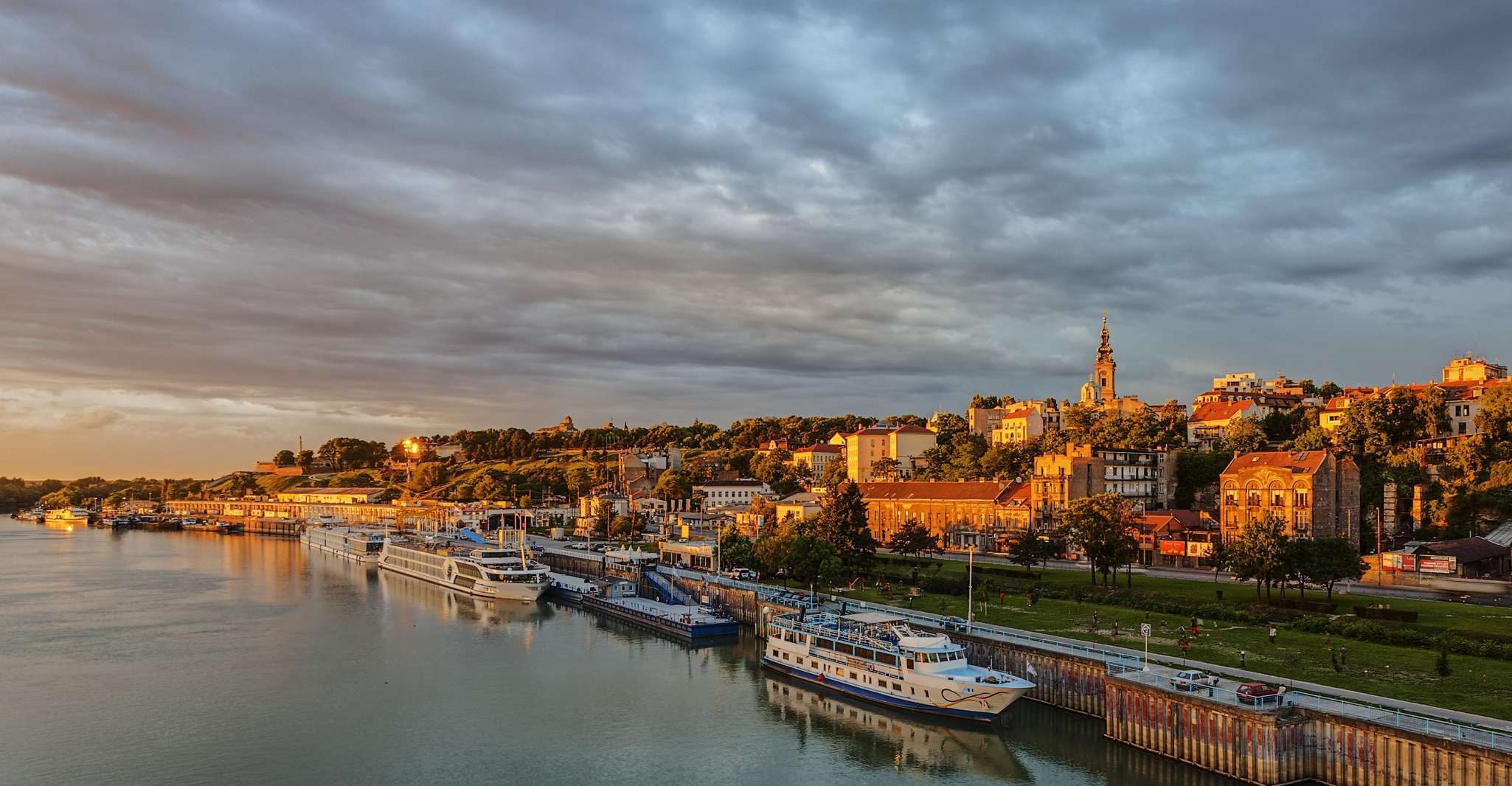 Belgrade Panoramic City Tour | Day Trip in Belgrade