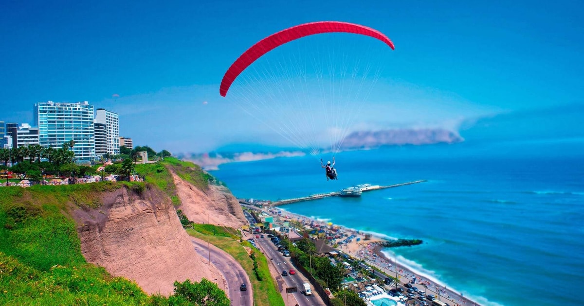 Lima: Paramotor Sky Tour - Lima door de lucht - Paragliding | GetYourGuide