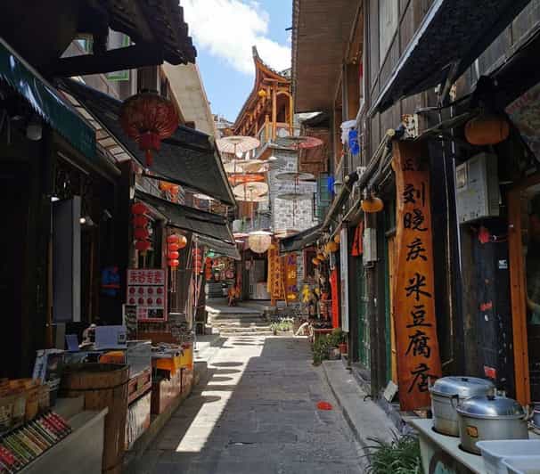 Zhangjiajie: Excursión de 2 días a la Ciudad Antigua de Fenghuang y la ...