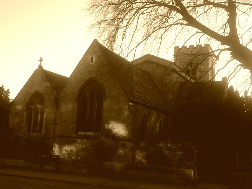 Oxford: C.S. Lewis & J.R.R. Tolkien Guided Walking Tour | GetYourGuide