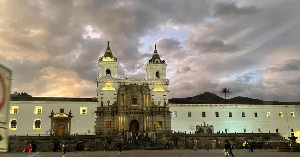 Quito old town and local life | GetYourGuide