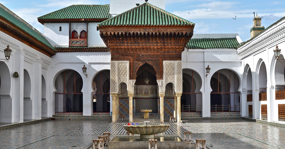 Excursion à Fès : Médina, monuments et déjeuner marocain traditionnel ...