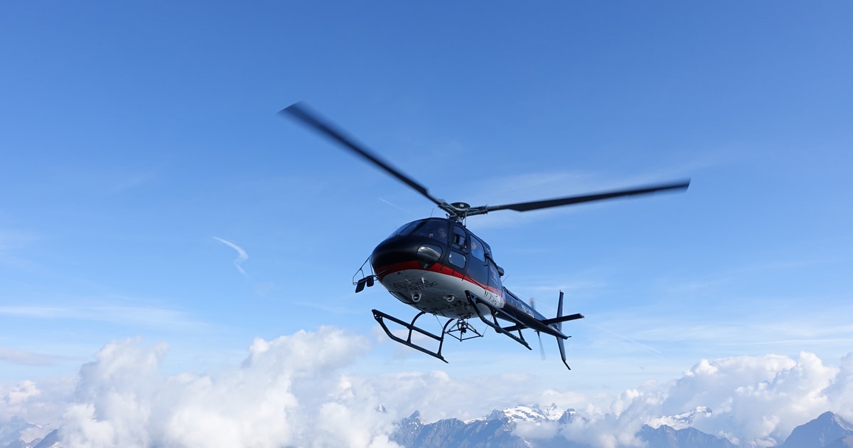 Bern: Private 18-Minute Helicopter Flight | GetYourGuide