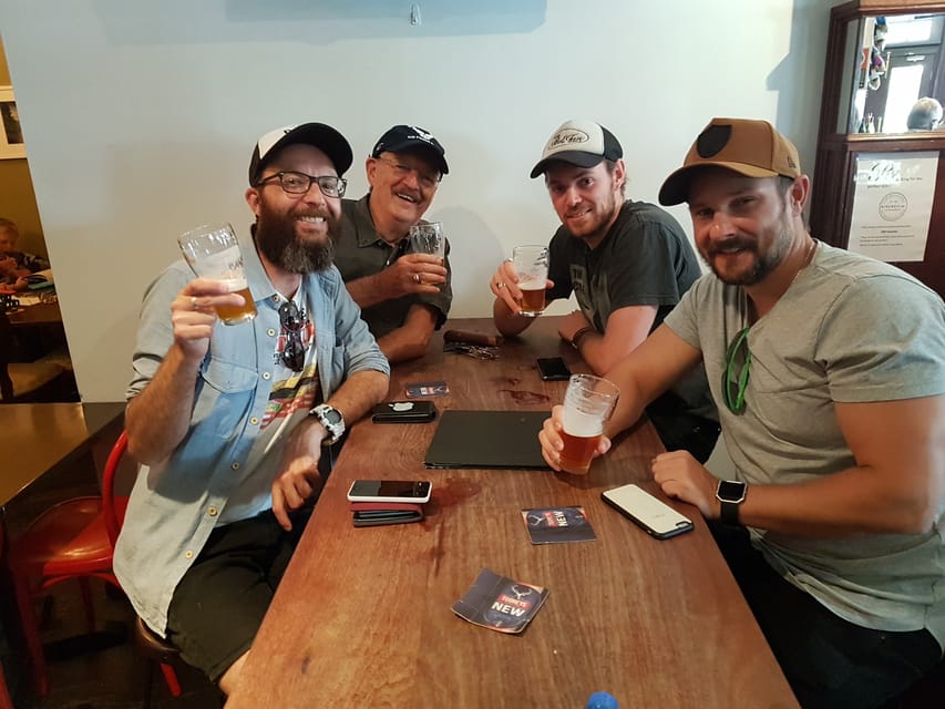 Paseo por el Pub Histórico de Balmain con Cerveza o Vino | GetYourGuide