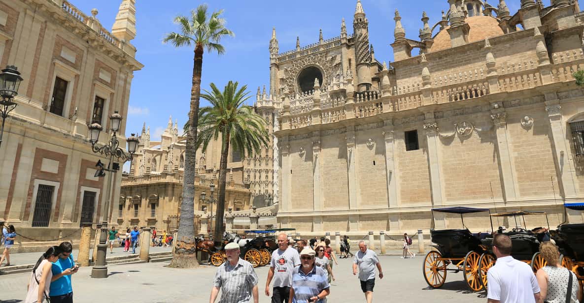 Sevilla: tour a pie del centro de la ciudad | GetYourGuide