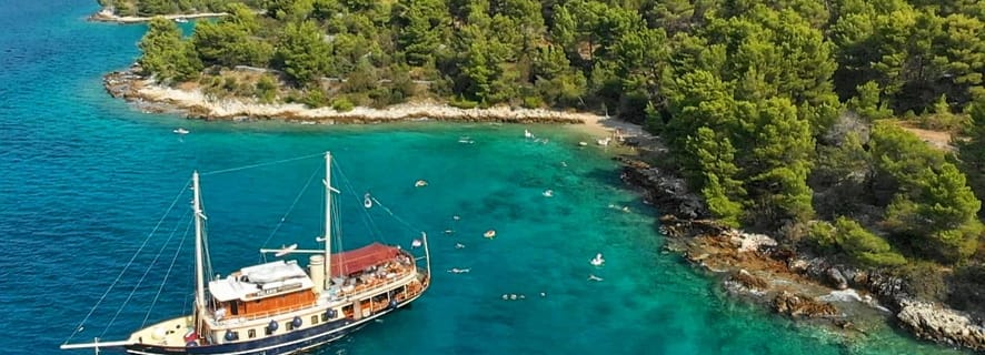 The BEST Split Snorkeling 2022 - FREE Cancellation | GetYourGuide