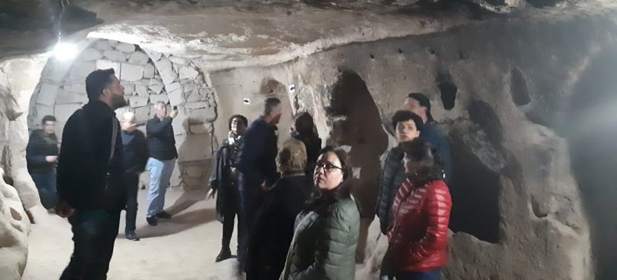 Valle de las Rosas Subterráneos, catacumbas y cementerios: lo MEJOR de ...