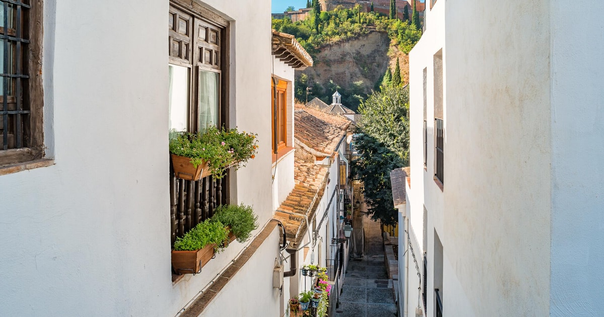 Granada: Alhambra Full Complex & Andalusi Monuments Tickets | GetYourGuide