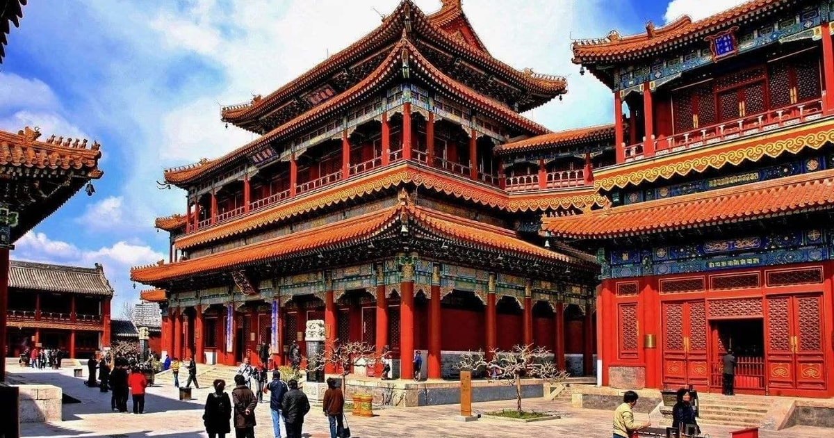 Beijing: Confucius Temple and Imperial Academy Walking tour | GetYourGuide