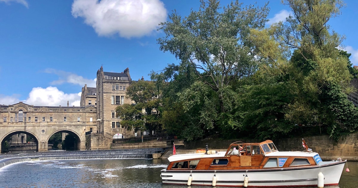 Bath: Sightseeing Boat Cruise with Prosecco | GetYourGuide