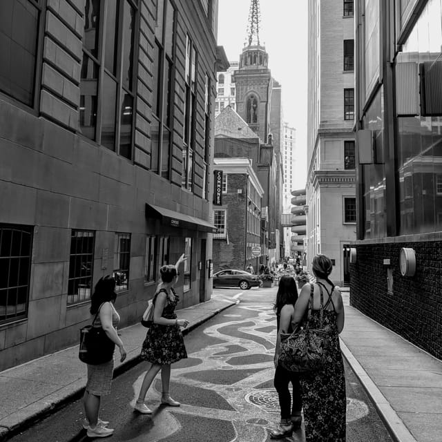 Pittsburgh: Evening Ghost Tour | GetYourGuide