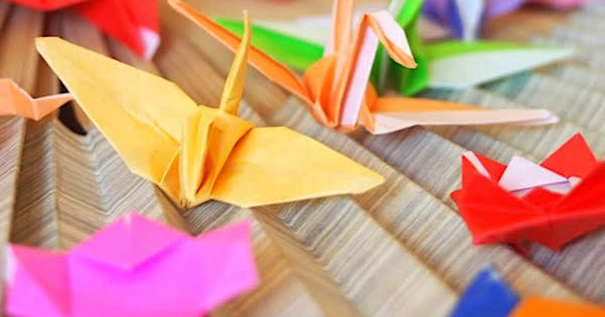 Kyoto Ninenzaka : Easy Origami Experience in Old Townhouse | GetYourGuide