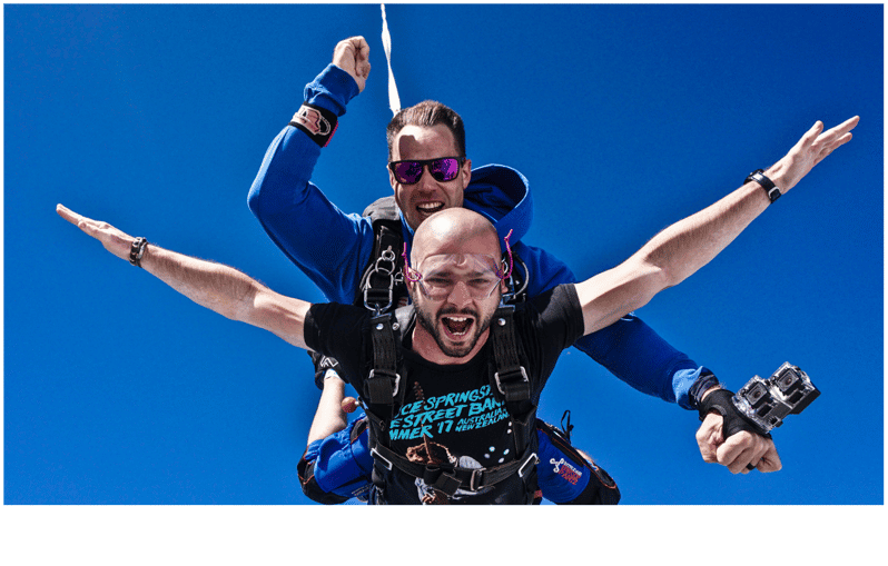 Langhorne Creek: Tandem Skydiving over Lake Alexandrina | GetYourGuide