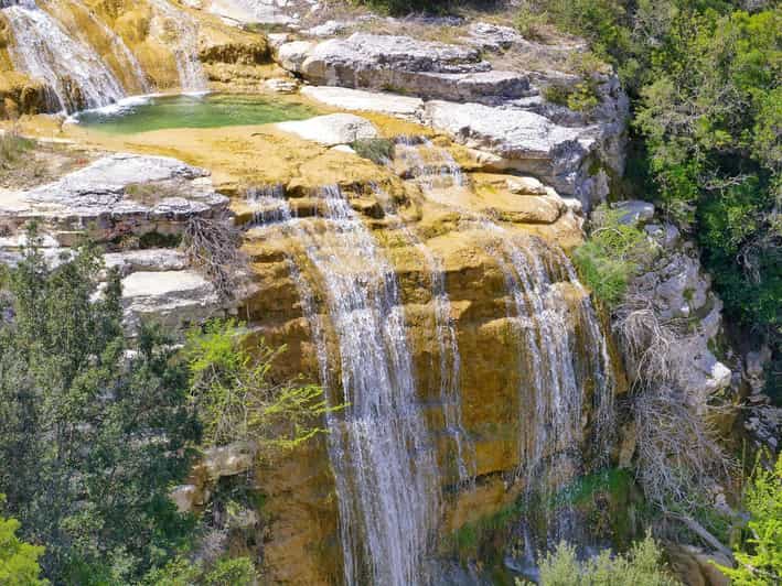 Desde Berat Excursión de un día a las Cascadas de Bogovë | GetYourGuide