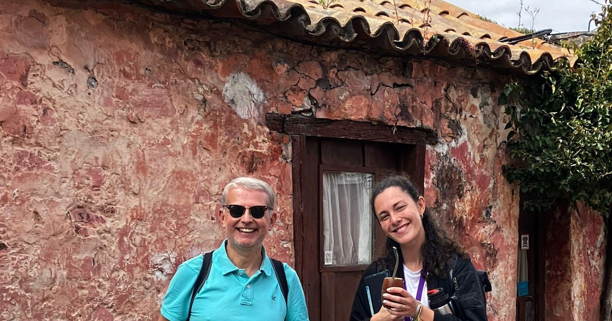 Guided walk with Uruguayan mate and traditional dessert "Martin Fierro ...