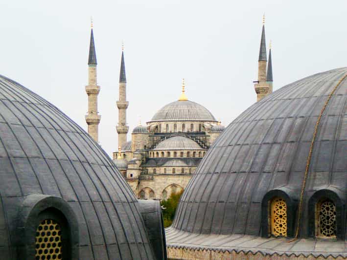 Istanbul: Private Tour of Topkapi Palace and Grand Bazaar | GetYourGuide