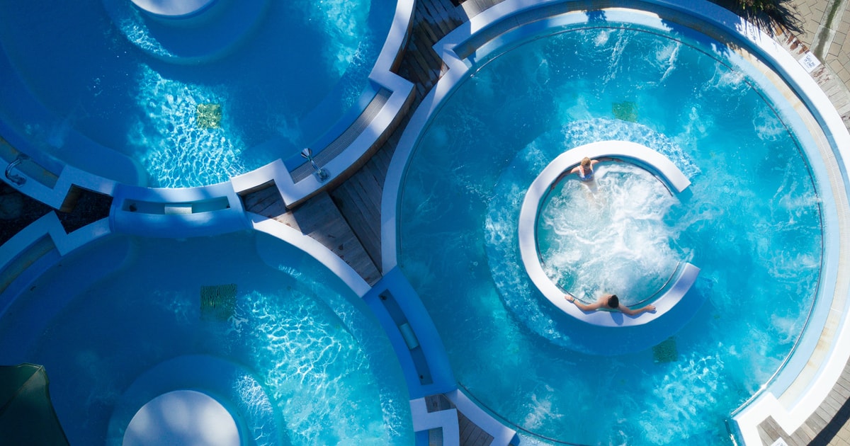 Hanmer Springs: Thermal Pools Single or Return Entry Ticket | GetYourGuide