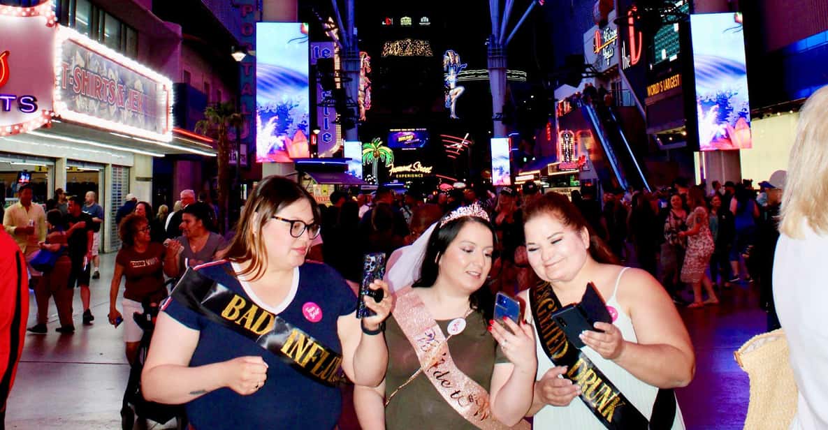 Weird, Wacky Fremont Bar Experience with Cocktails & Photos | GetYourGuide