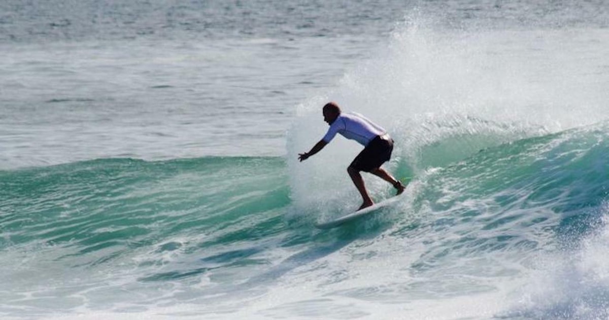 Sal: lezione di surf | GetYourGuide