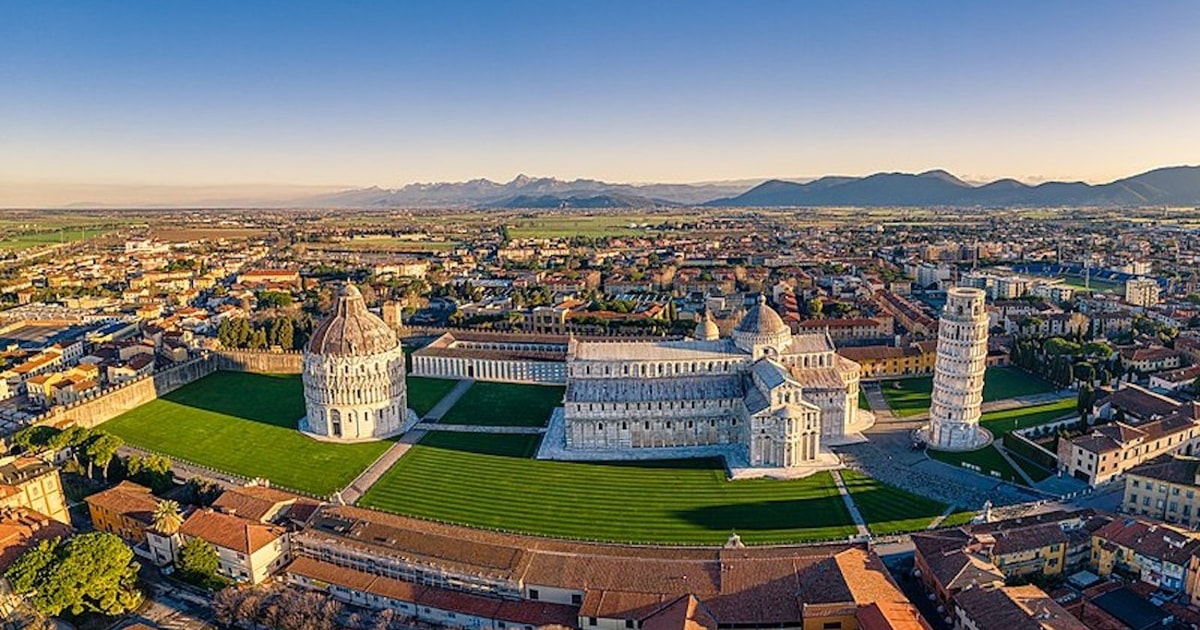 Pisa: 3-Hour Guided Tour of Pisa's Famous Buildings | GetYourGuide
