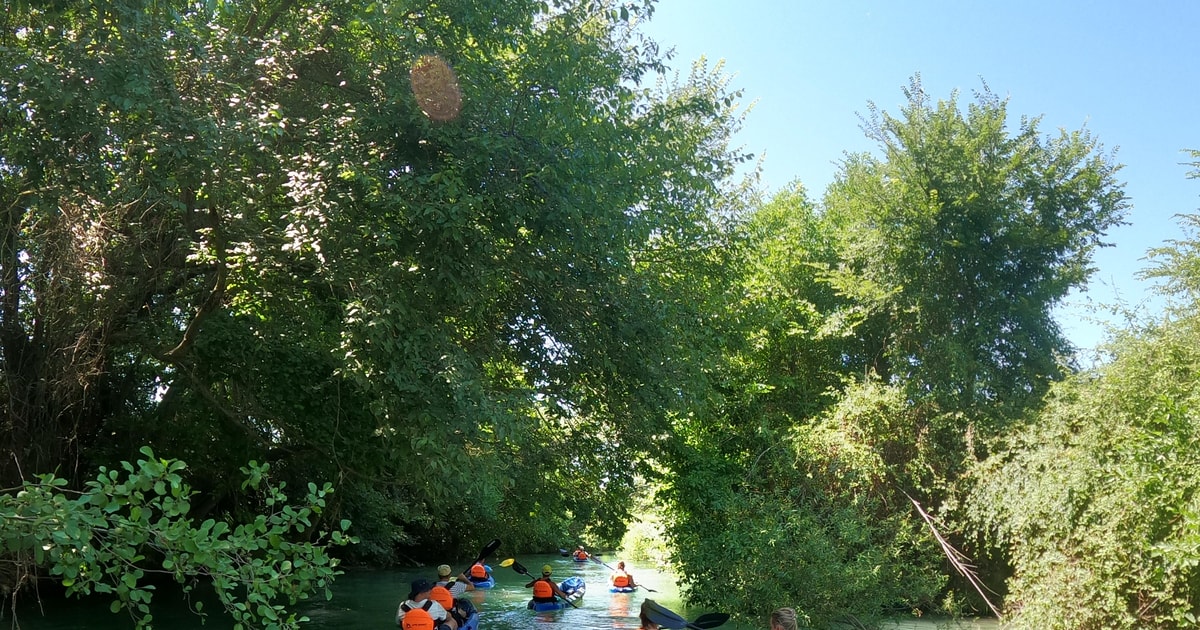 Ammoudia: Descenso en kayak por el Aqueronte 5,5 km | GetYourGuide