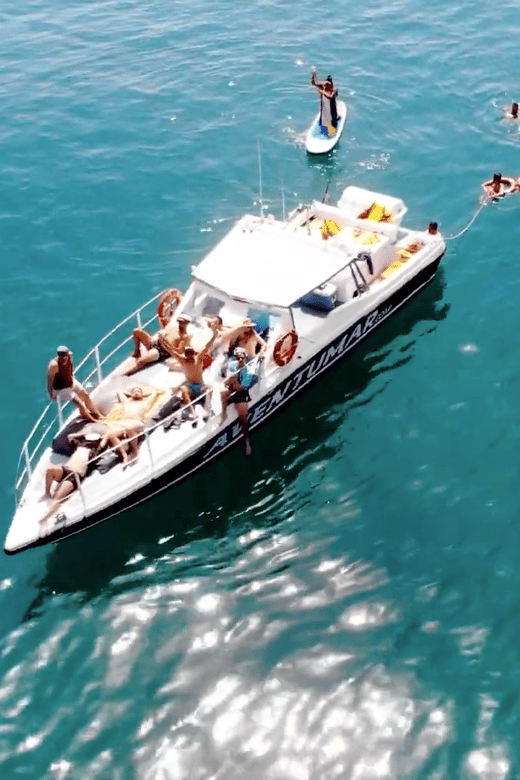 Nerja: Maro Waterval Boottocht met Paddleboarden & Drankje | GetYourGuide