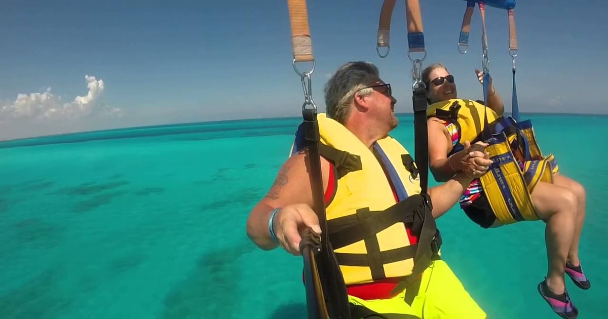 Cancún: Parasailing Adventure with Hotel Pickup and Drop-off | GetYourGuide