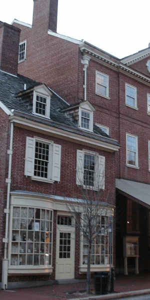 Philadelphia: Grim, Dark, and Twisted History Tour | GetYourGuide