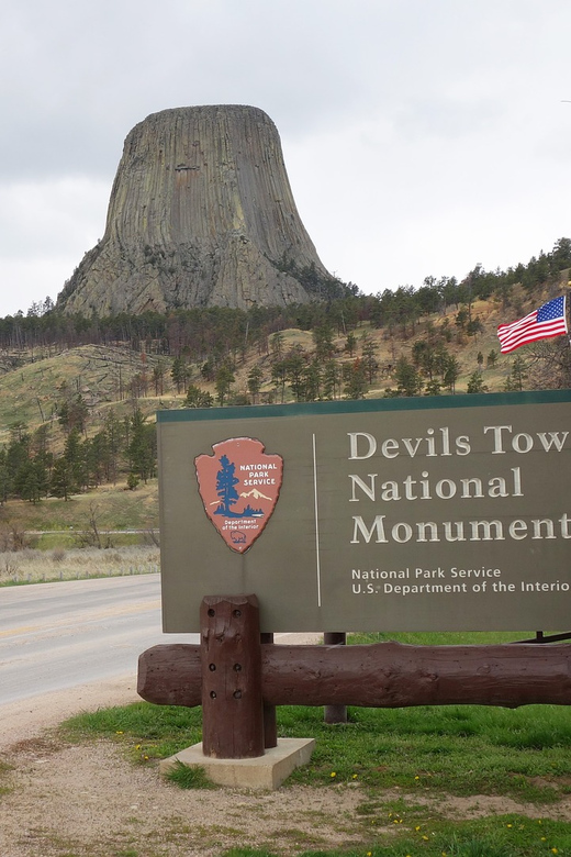 From Rapid City: Private Devils Tower Tour and Hike | GetYourGuide