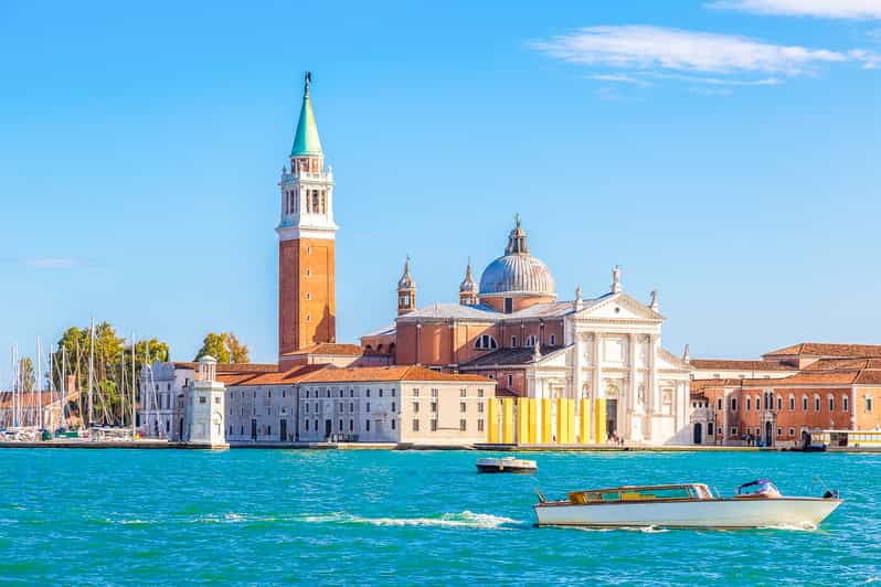 Venice: Grand Canal Gondola Ride with App Commentary | GetYourGuide