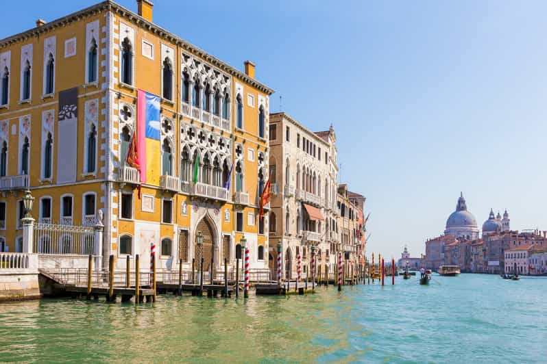 Venice: Grand Canal Gondola Ride with App Commentary | GetYourGuide
