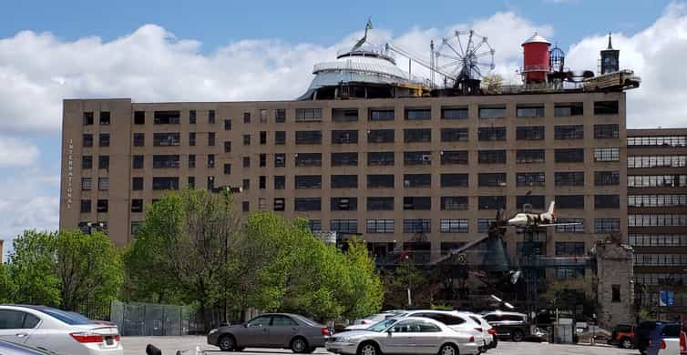 St Louis: 75-Minute City Trolley Tour | GetYourGuide